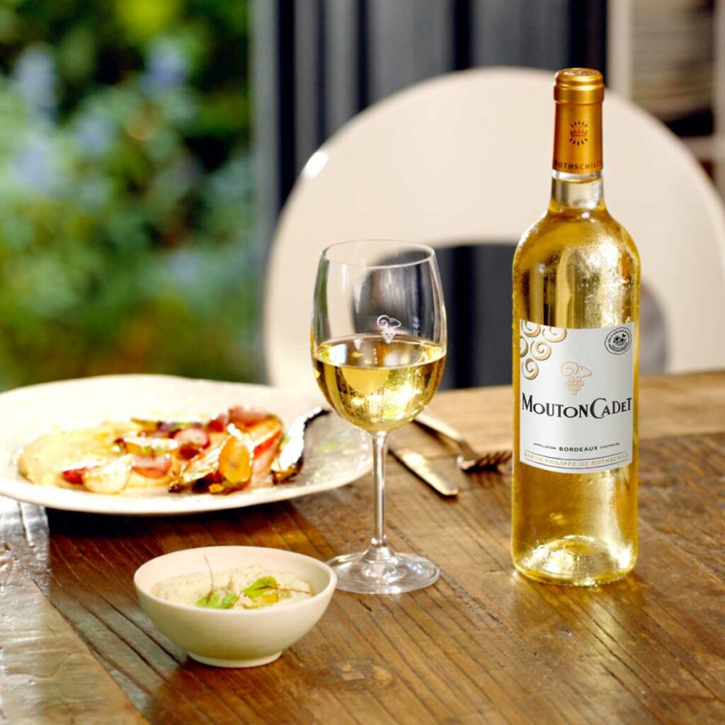 Mouton Cadet Rouge x Pierre – Mouton Cadet